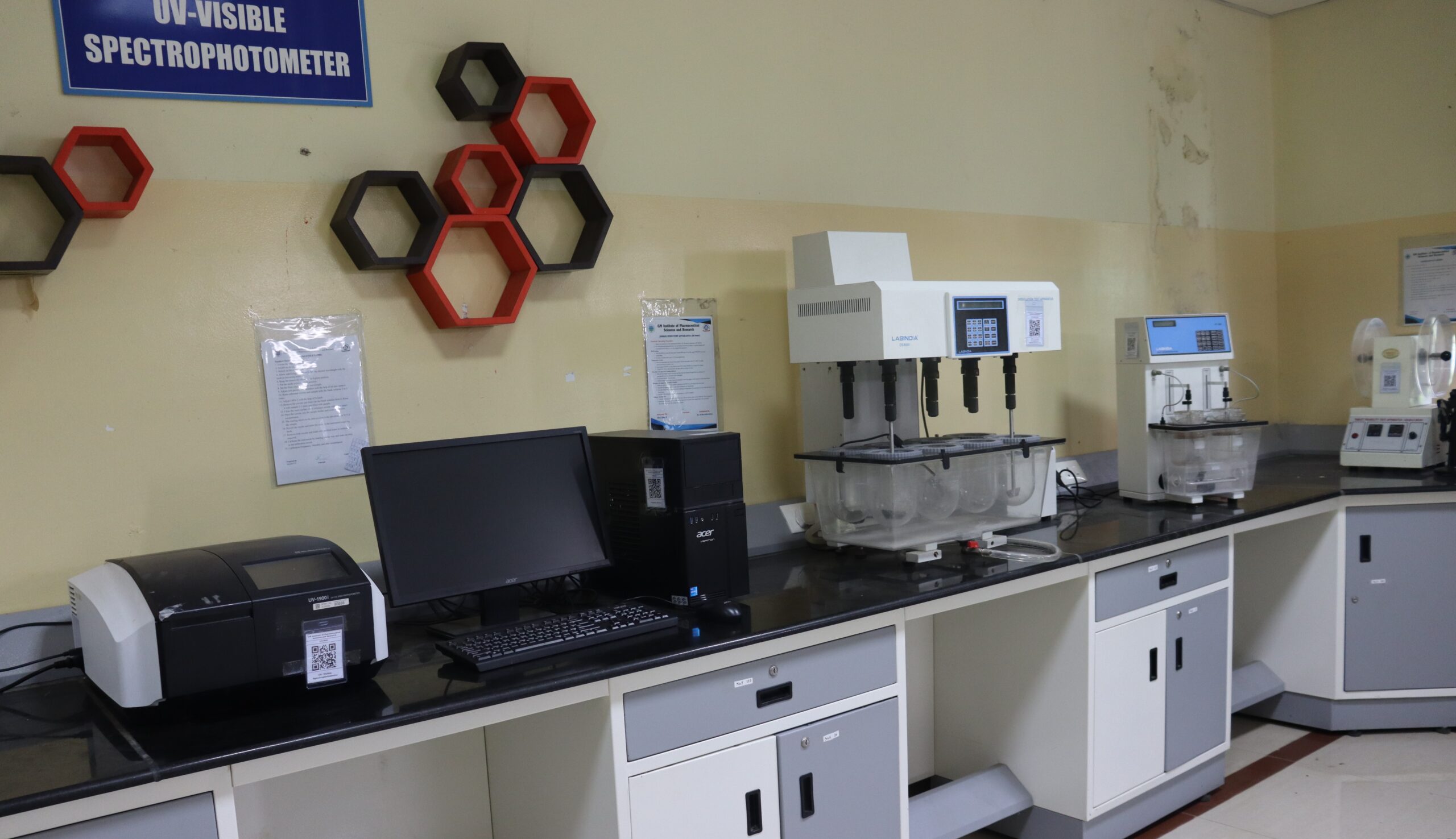 Ultra-Modern Laboratories – GMIPSR